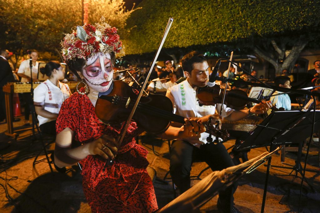 Picale.mx | ARRANCA EL FESTIVAL DE DÍA DE MUERTOS EN QUERÉTARO